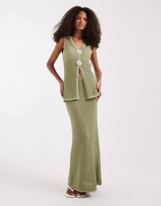 Pretty Lavish Jupe densemble longue en maille pointelle avec broche fleurie - Vert