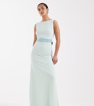 Tfnc Petite Bridesmaids - Maxikleid aus Chiffon in Aqua mit Satin-Schleife-Gr&uuml;n
