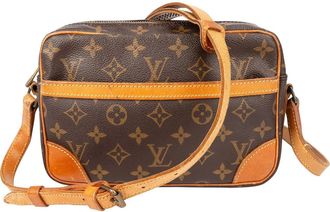 Louis Vuitton Crossbody Bags - Louis Vuitton Canvas Monogram Trocadero 23 Crossbo - Gr. unisize - in Braun - für Damen