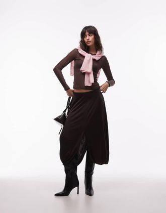 Arket Drapierter Midirock in Dunkelbraun-Brown