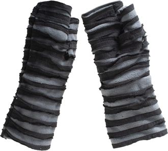 vishes alternative Bekleidung? bestickte Handstulpen aus Fleece mit Cutwork - Unikat