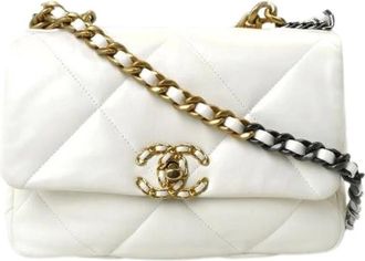 Chanel Sac bandouli&egrave;re Pre-owned 19 en agneau brillant - Femme - Pre-owned - Beige - Taille: ONE Size