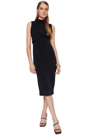 Trendyol Trendyol Damen Women Knit Dress Bodycon Slim Fit Strickkleid, Black, Medium
