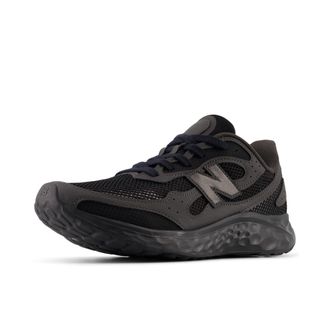 New Balance Herren Arishi V4 W Sneaker, Schwarz, 45 EU