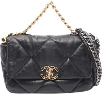 Chanel Pre-owned Sac Bandouli&egrave;re Matelass&eacute; 19 en Cuir - Femme - Pre-owned - Noir - Taille: ONE Size