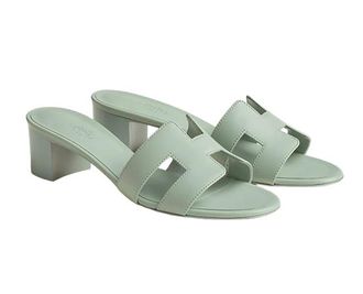 Herm&egrave;s Light Green Oasis Sandals Size 37