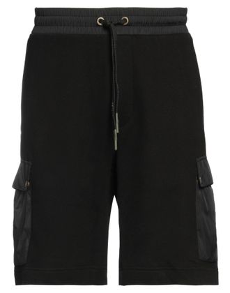 Moncler HOSEN & R&Ouml;CKE - Shorts & Bermudashorts auf YOOX.COM