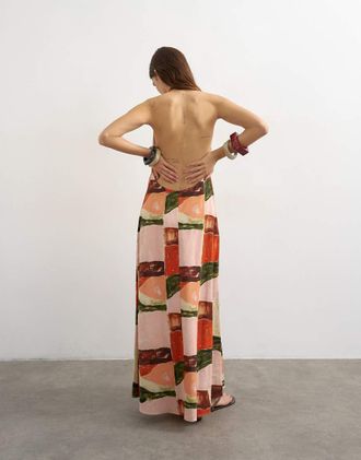 Topshop Robe longue dos nu &agrave; imprim&eacute; abstrait-multicolore