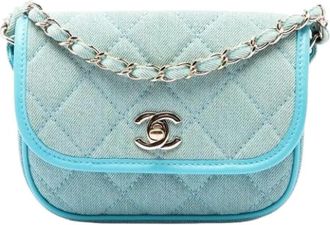 Chanel Sac bandouli&egrave;re matelass&eacute; en jean Pre-owned - Femme - Pre-owned - Bleu - Taille: ONE Size