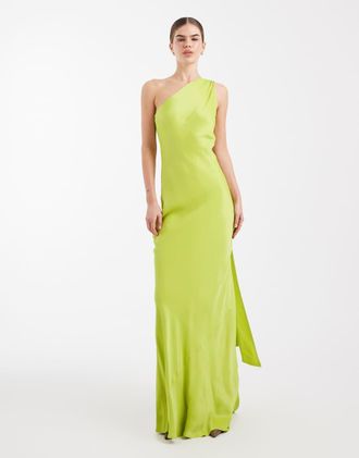 Maids to Measure Linvit&eacute;e - Robe longue asym&eacute;trique avec foulard - Vert citron