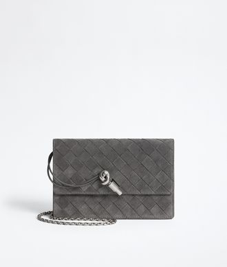 Bottega Veneta Pochette &agrave; bandouli&egrave;re Andiamo - Gris - Femme - Unisex