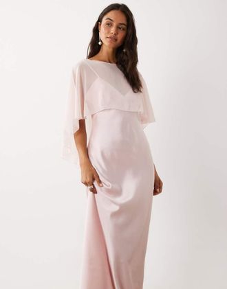Asos robe longue en satin &agrave; cape superpos&eacute;e rose b&eacute;b&eacute;