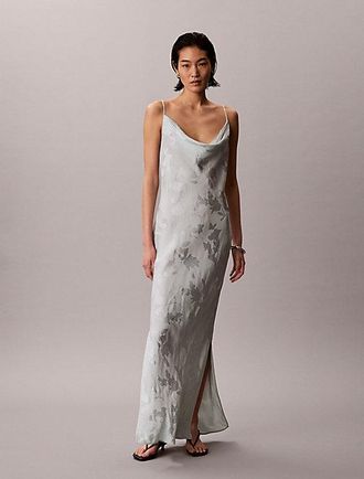 Calvin Klein Robe nuisette longue en jacquard satin&eacute;
