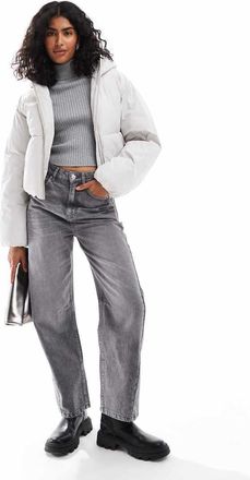 Jack & Jones Kurz geschnittene Steppjacke in Hellgrau mit Kapuze