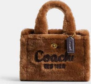 Coach Cargo Tote Bag 20 Aus Shearling f&uuml;r Frauen in Braun | )