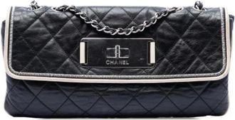 Chanel Sac bandouli&egrave;re matelass&eacute; doccasion - Femme - Pre-owned - Noir - Taille: ONE Size