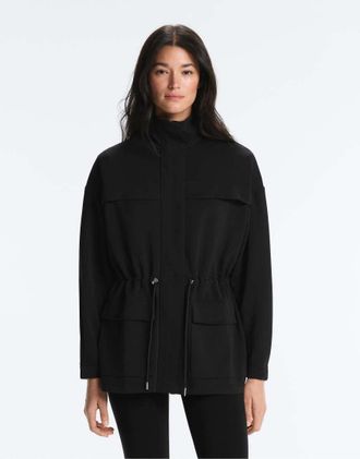 Oysho Lange Jacke in Schwarz mit Modalanteil und weichen Taschen