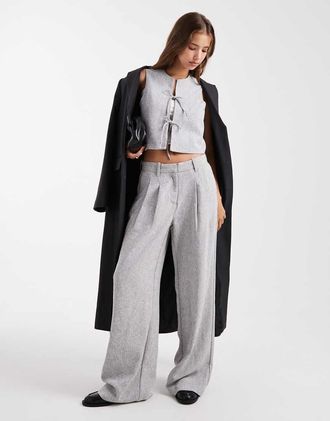 Vero Moda Pantalon densemble à pinces coupe ample ajustée - Gris chiné