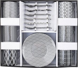 Tokyo Design Studio Tokyo Design Studio Nippon Black Espresso-Set schwarz-weiß, 12-TLG, 4X Espresso Tassen mit Untertassen und Löffeln aus asiatischem Porzellan Handgefer