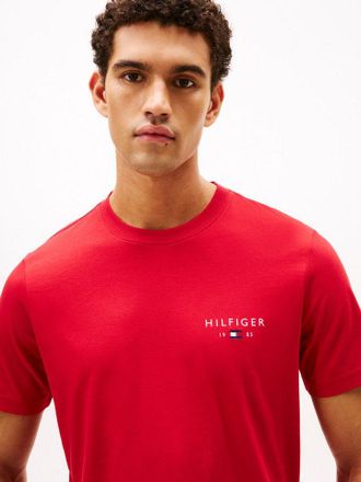 Tommy Hilfiger T-Shirt BRAND LOVE SMALL HILFIGER normale Passform, Rundhals, aus Jersey