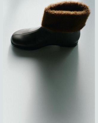 Arket Verzierter Stiefel Aus Leder -Braun