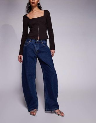 Abrand 95 Barrel-Leg-Jeans in Mittelblau mit mittelhohem Bund