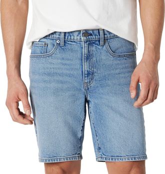 Amazon Essentials Herren Herren-Jeans-Shorts, schwer, Stretch, gerade Passform, Authentische Mittlere Waschung, 38W