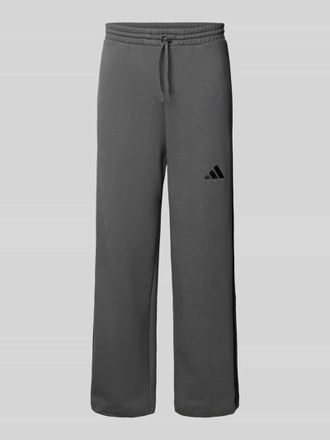 adidas Sweatpants mit elastischem Bund und Tunnelzug