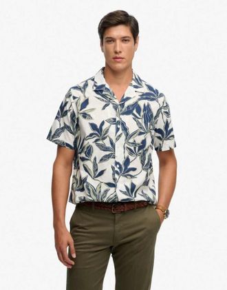 Superdry Cabana Poolside - Kurz&auml;rmliges Hemd in Ecru mit Bananenblattmuster-Wei&szlig;