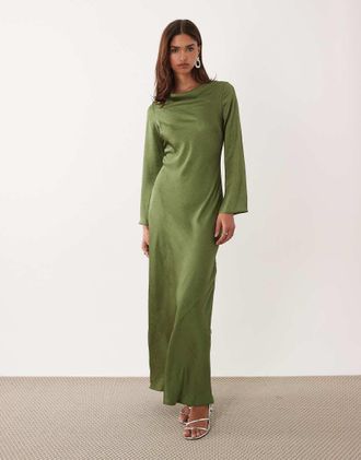 Tfnc Robe longue en satin &agrave; manches longues &eacute;vas&eacute;es - Olive-rose