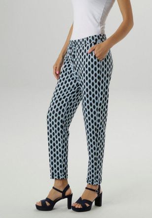 Aniston Schlupfhose mit Allover-Muster in geometrischer Wabenoptik