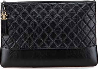Chanel Clutches - Large Aged Calfskin Gabrielle O Case Clutch - Gr. unisize - in Schwarz - für Damen