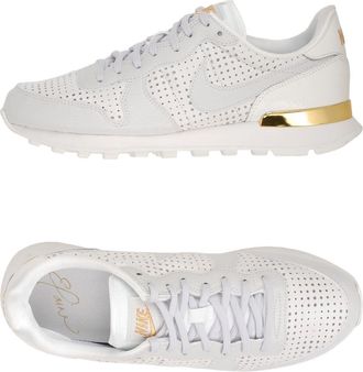 Nike INTERNATIONALIST PREMIUM QS