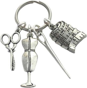 BESTONZON Porte-Cl&eacute;s Cr&eacute;atif pour Paquet en M&eacute;tal Argent&eacute; Mini Ciseaux et Ruban &agrave; Mesurer Accessoire L&eacute;ger Multifonctionnel pour Couturi&egrave;re D&eacute;coration et Pr&eacute;sen