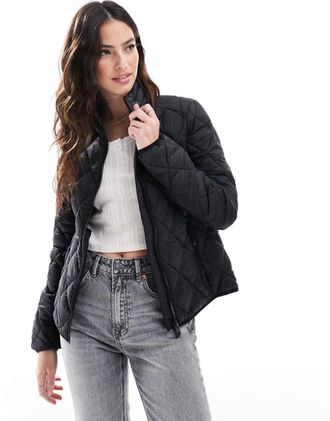 Superdry Fuji Lite - Jacke in Schwarz mit Rautensteppmuster
