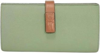 Loewe Portefeuille vertical Pre-owned grand mod&egrave;le en cuir de veau - Femme - Pre-owned - Vert - Taille: ONE Size
