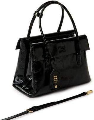 Miu Miu Einsame Handtasche in glänzendem Leder - Schwarz