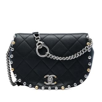 Chanel Pre-owned Quilted Lambskin Studded Crossbody Bag - - Pre-owned - Damen - Schwarzk - ONE SIZE