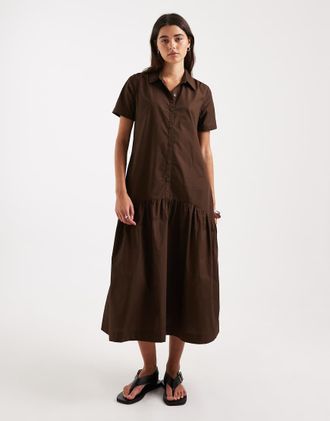 Threadbare Gestuftes Midi-Hemdkleid aus Popeline in Schokobraun-Schwarz