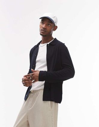 Arket Gilet boutonn&eacute; en maille &agrave; col polo - Bleu marine-Marron