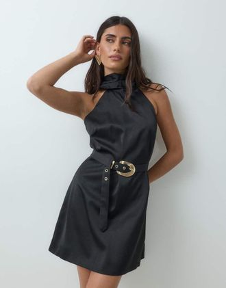 Forever New Satin-Minikleid mit hohem Kragen und Schal-Detail in Schwarz