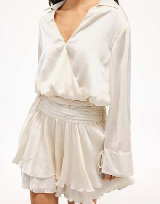 NA-KD Robe chemise courte &agrave; taille fronc&eacute;e - Cr&egrave;me-Neutral