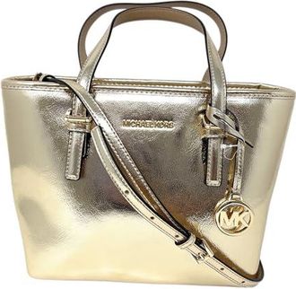 Michael Kors Sac fourre-tout de voyage en cuir lisse m&eacute;tallique pour femme XS Carry All Jet Set, Dor&eacute; p&acirc;le