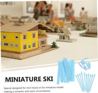 Frcolor 5 Sätze Miniatur Skier mit Stöcken Dekorative Puppenhaus Ski Handgefertigte Winter Ski Requisiten Langlebig und Realistisch Geeignet für Miniatur Szen