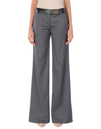 Elisabetta Franchi HOSEN & R&Ouml;CKE - Hosen auf YOOX.COM