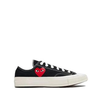 Comme Des Gar&ccedil;ons Chucky Taylor 70 Small Red Heart Low Top - - Shoes - Herren - Schwarzk - 36 EU