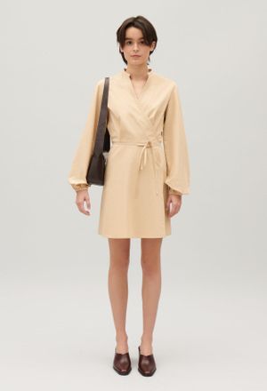 Claudie Pierlot Robe courte portefeuille col mao