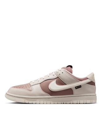 Nike Dunk Low Gore-Tex Sneaker in Braun