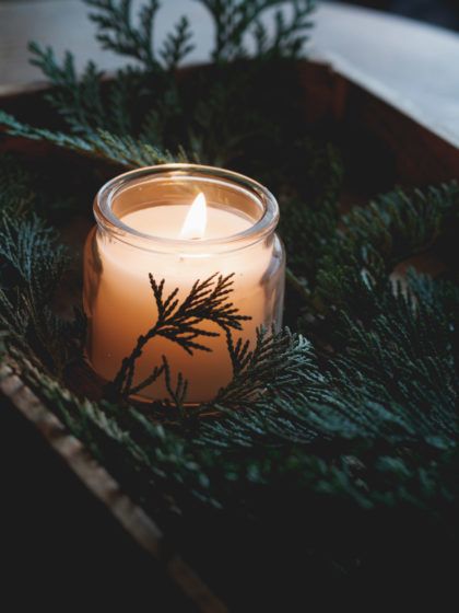 Noël : les plus belles bougies pour offrir ou décorer son chez-soi