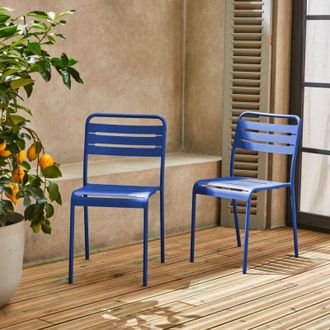 Sweeek Lot de 2 chaises de jardin acier. 2 places. bleu &eacute;lectrique. Amelia. L44 x P52 x H79cm